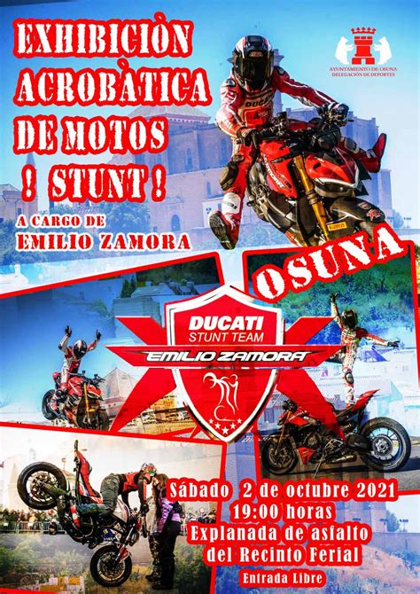 Exhibición acrobática de motos