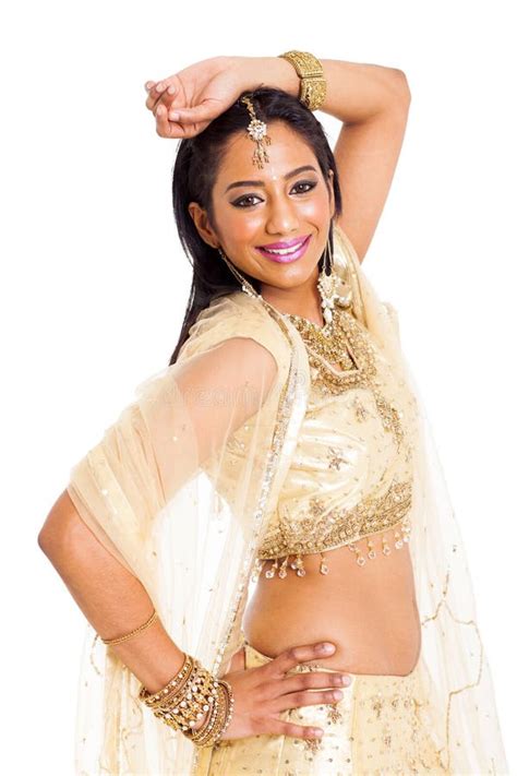 Jonge Indische Dame Stock Afbeelding Image Of Gouden 32452149