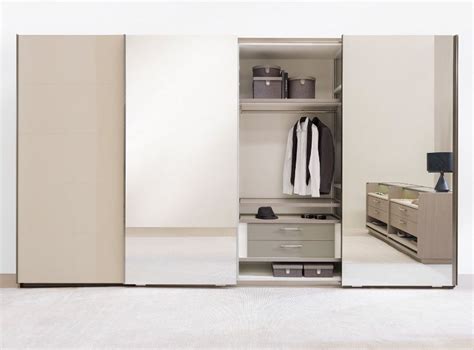 Los Closet Modernos Con Espejo En 2 Y Para Un Muro