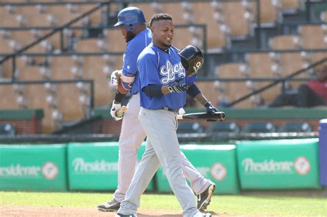 Erick Aybar Conecta Hit En Debut Liga Paralela