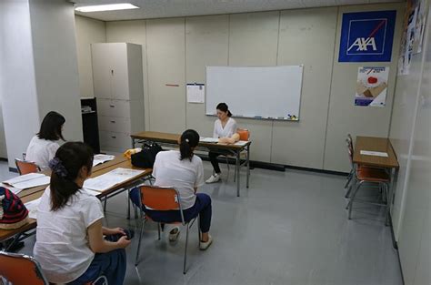 アクサ生命保険株式会社 熊本営業所さんに呼んでいただいた時の写真 整体学校 マンツーマンのスクール