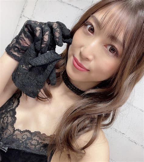 宇野栞菜🧸🍍💖 On Twitter 新作予約開始したからチェックしてね💓 Snsで載せてない写真fantiaで公開😘