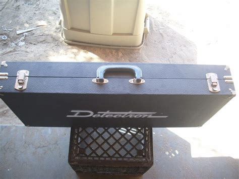 Vintage Detectron Model 7 T Transistorized Metal Detector Ebay