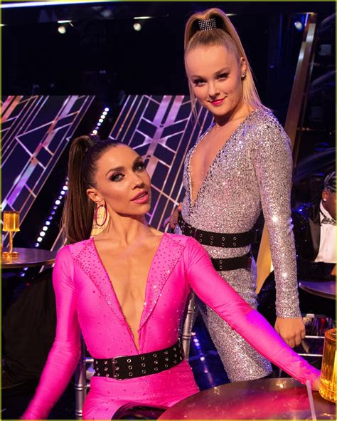 Full Sized Photo Of Jojo Siwa Jenna Johnson Queen Dancing With The Stars JoJo Siwa Jenna