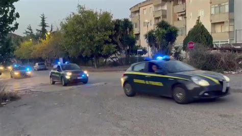 Manfredonia Cinque Arresti Per Spaccio Di Droga Indagato Anche Ex