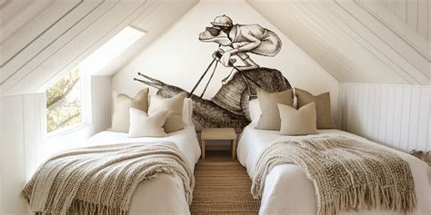 Snail Racing Black And White Wallpaper