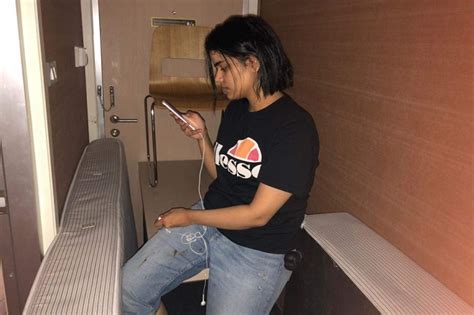 Rahaf Al Qunun Feminis Murtad Asal Arab Saudi Umbar Aurat Di Onlyfans Suaraislamid