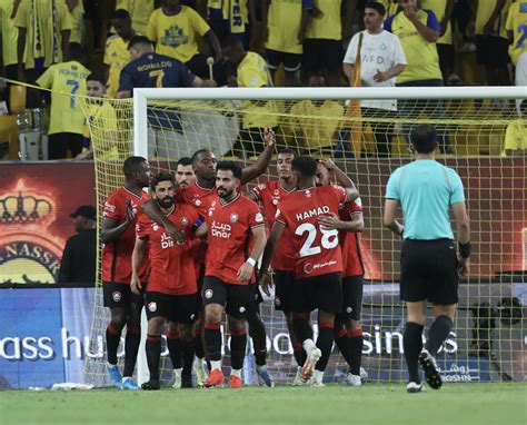 صحيفة الشرق الأوسط رياضة ركلة جزاء تمنح فريق الرائد التعادل