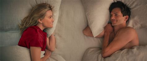 Netflix Bringt Reese Witherspoon Und Ashton Kutcher In Romcom Zusammen
