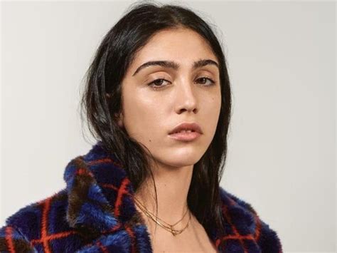 La Hija De Madonna Pagó Su Universidad