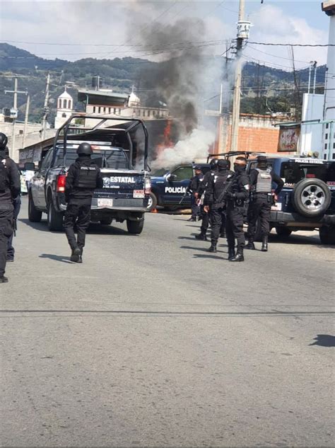 Video Bloqueos Y Quema De Patrullas En Zona Sur Del Edoméx La Nota Roja