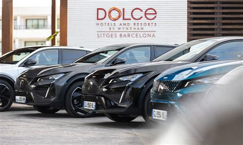 Prueba Peugeot 408 GT Hybrid 225 CV con vídeo