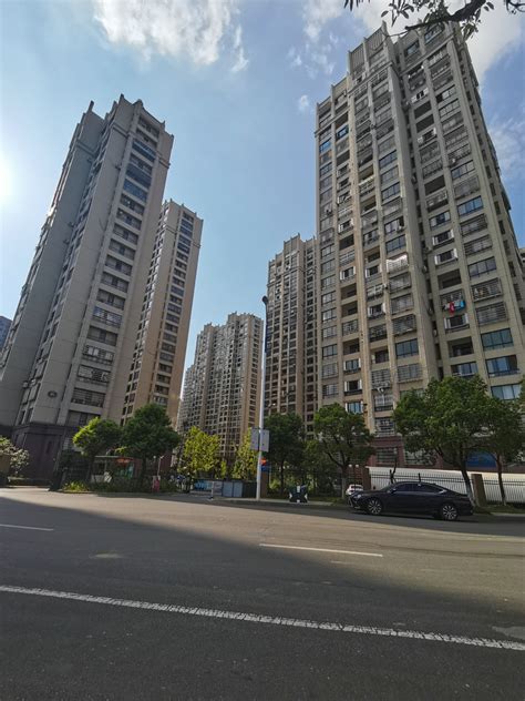 九江市八里湖新区蛟滩安置小区工程招标控制价财政评审182万平方，36亿元