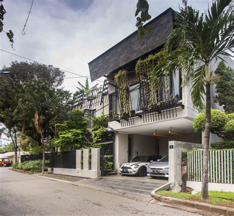 Veranda House Sigitkusumawijaya Archdaily
