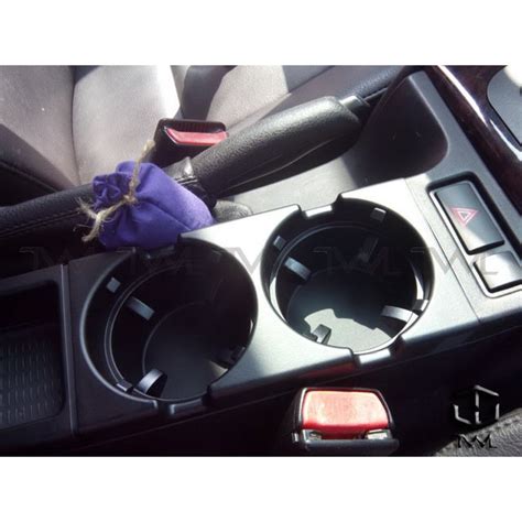 Bmw E46 中控台 中央扶手 置杯架 飲料架 台灣製 原廠料號51168217953 蝦皮購物