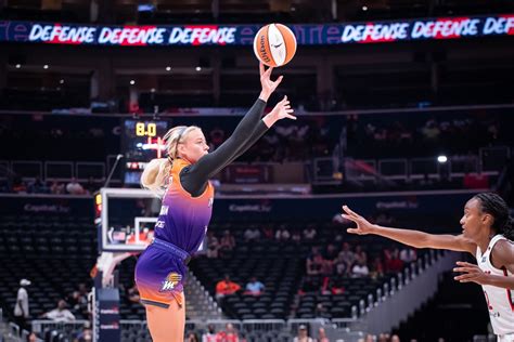 Phoenix Mercury Extend Sophie Cunningham Through 2025 The Ix Basketball