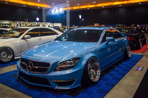 Mercedes Benz C200 W202 Saloon Displayed At Indonesian Custom Show