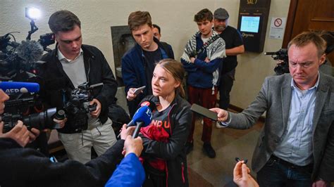 Greta Thunberg Gericht Verurteilt Klimaaktivistin In Schweden Zu