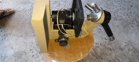 Can Anyone Tell Me The Model Of This Microscope When It Is From And How Much It Is Worth If