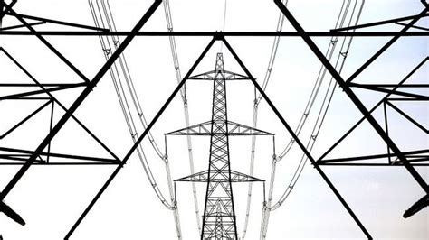 Строителна фирма скъса кабели и остави без ток жители на квартал Витоша Новини бг