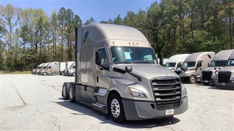 Freightliner Cascadia For Sale Sleeper