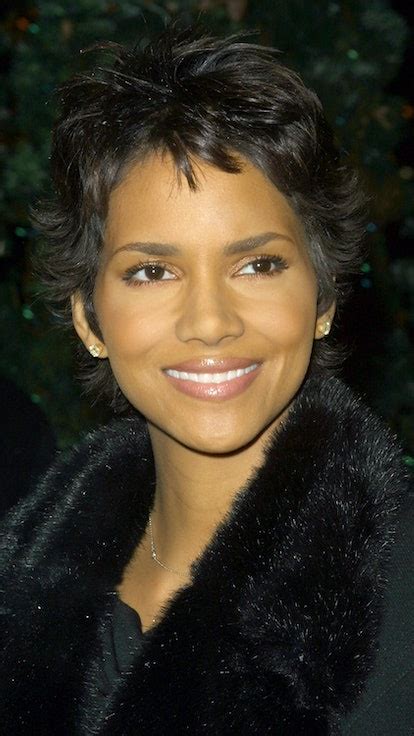 Halle Berrys Beauty Evolution Covers Every Cool Short Haircut Possible
