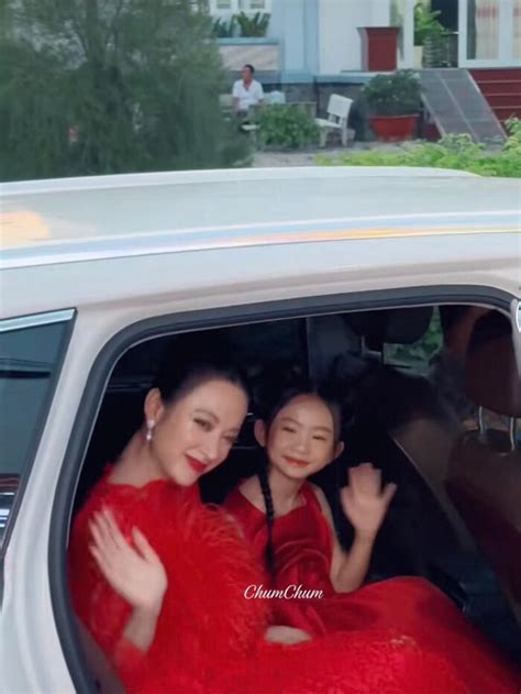 Angela Phương Trinh Lần đầu đưa Con Gái đi Dự Sự Kiện Nhan Sắc Hai Mẹ