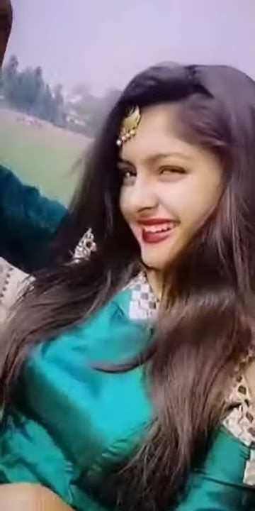 एक आधी गर्लफ्रेंड होनी चाहिए पहाड़ी नाटी अजीब छोकरी की Youtube