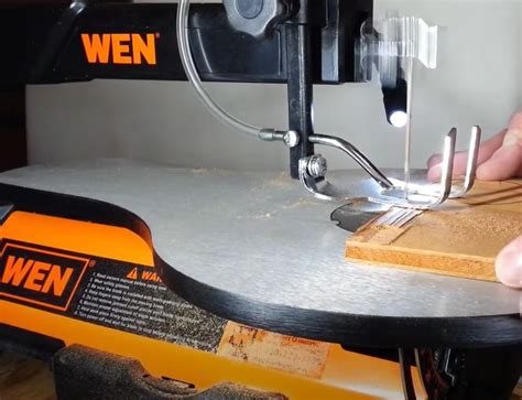 Scroll Saw VS Band Saw What S The Difference Bandsaw Scroll Saw