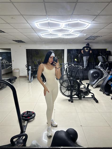 Martes espalda y tríceps gym