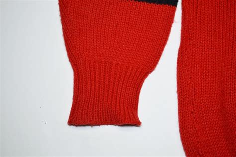 Vintage 1990s Mickey Mouse Big Face Knit Sweater Sz M Sole Food Sf