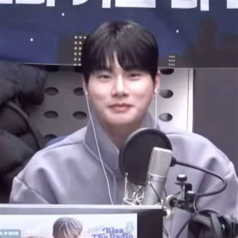 투이경 수민 가요대제전 원탑 Sayyes 이경오빠 헤메코 다 미쳤다 카메라 찾아서 딱 볼 때 진심 숨멎🥹💖