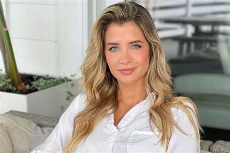 Naomie Olindo Wiki Bio Age Engaged Height Wedding Net Worth