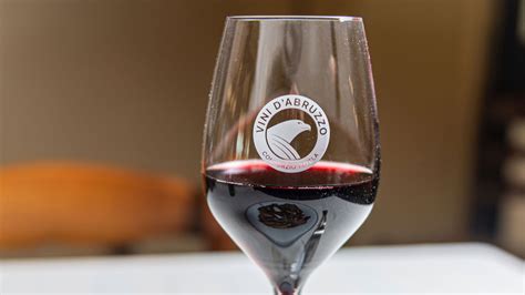 Quando travasare il vino qualche consiglio - xtraWine Blog