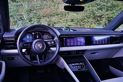 제네시스 보다 싸다 가격 파괴한 포르쉐 Suv 마침내 한국 상륙