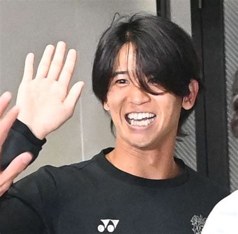 「心から幸せに思います」古巣サポーターから熱い寄せ書きエール 長期離脱中のj1アビスパ福岡の佐藤凌我が感謝 ：「おっ！」でつながる地元密着の