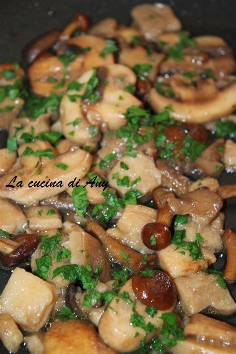 La Cucina Di Any Vellutata Di Zucca Con Funghi Trifolati E Crostini Di Pane Supa Crema De