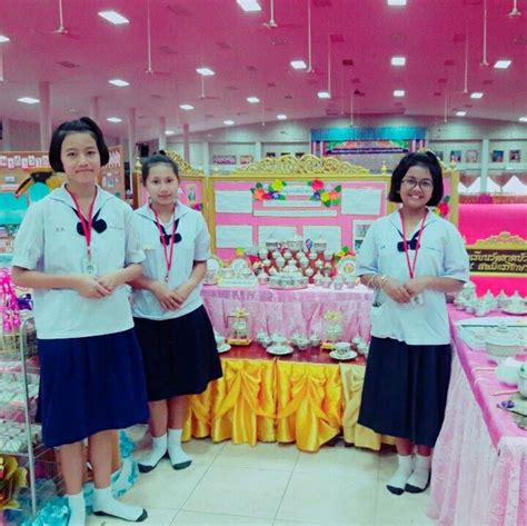 เบญจรงค์ โรงเรียนวัดลาดบัวหลวง สหมิตรศึกษา