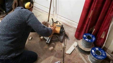 How To Build A Partition Wall The Carpenter S Babe