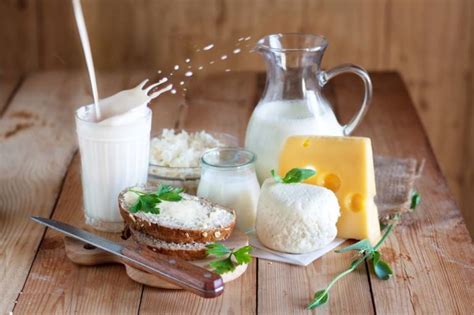 Benefits Uses And Everything About Goat Milk Healthifyme