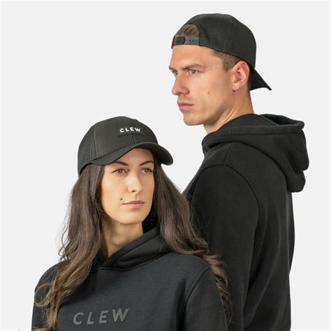 Wear Clew Llc