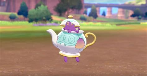 Pokémon Sword And Shield Polteageist And Sinistea Counterfeit Forms