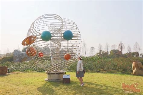 2024台南景點！「雅聞湖濱療癒森林」免費參觀，必拍千坪玫瑰園、小人國造景食尚玩家