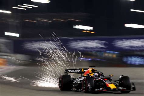 Max Verstappen Kauden Avauskisan Paalulle