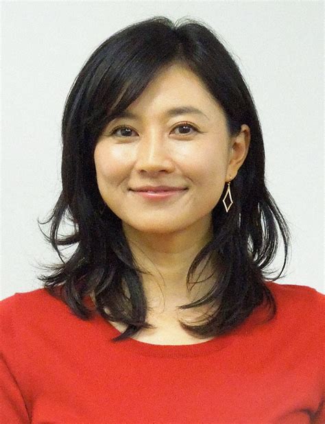 【芸能】菊川怜 46歳で雰囲気ガラリ「ますますキレイ」「宝塚の男役みたい」現在は3児のママ 健康通信