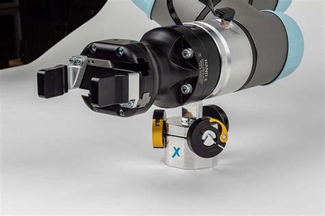 CNC Machine Tending Flexxbotics