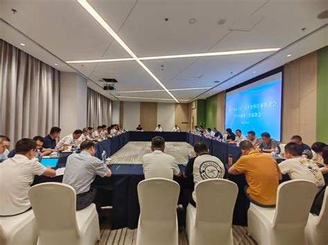 奋力冲刺半年红 夺取全年满堂彩全市人社系统浙派工匠民生实事任务推进会暨青年就业工作部署会召开