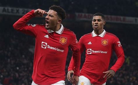 Jadon Sancho nói gì sau khi ghi bàn giải cứu MU
