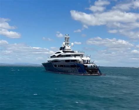 Gard Le yacht de Mark Zuckerberg aperçu au large de Port Camargue La Gazette