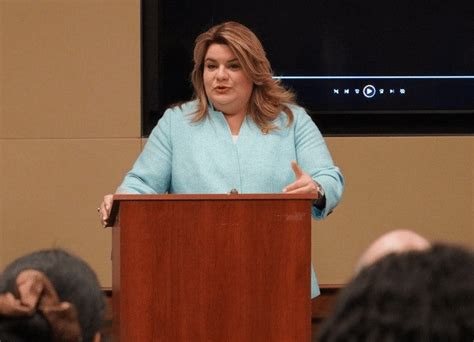 Jenniffer González Anuncia 791000 En Fondos Federales